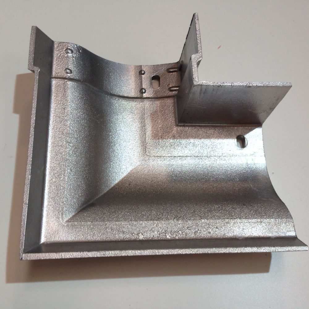 Cast Aluminium Victorian Ogee Corner Ex/Internal/90/135 Deg | Gutters ...