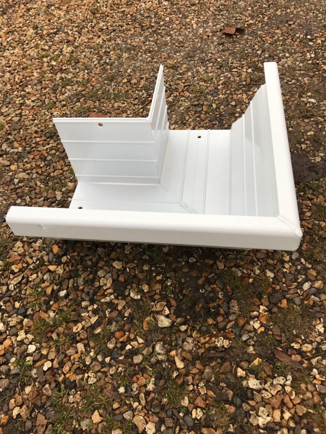 Gutters Direct | 200x150mm Modern Ogee 90/135/Ex/Int Corner